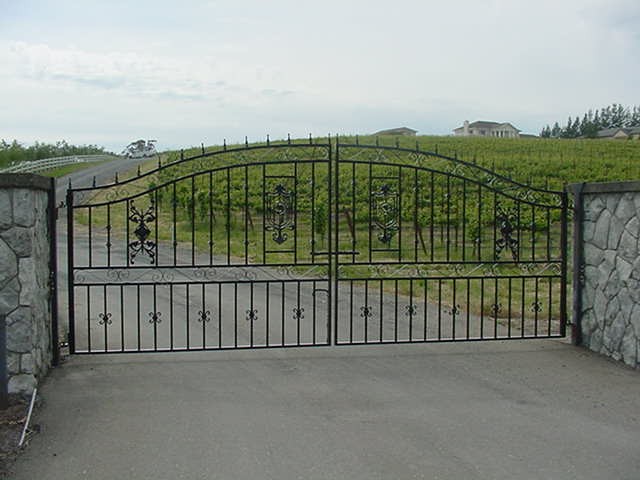 Winery gate – Project #905 Photo 1 – Sonoma County’s #1 Metal ...